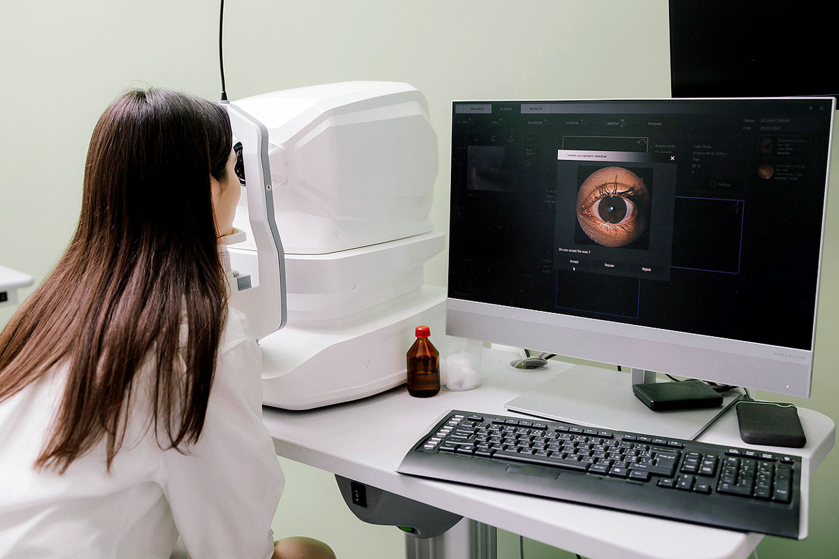 IOP Monitoring for Glaucoma | Drops, Schedule & Tests